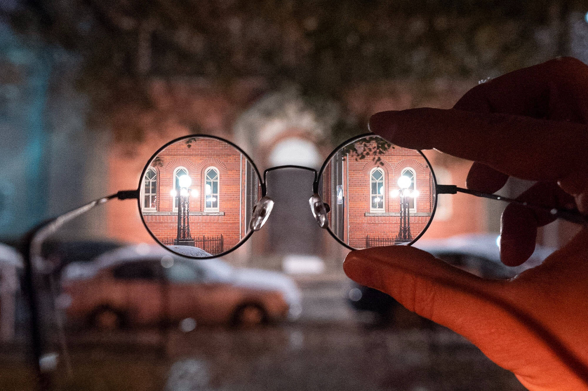 What To Expect When Wearing Glasses For The First Time Guide